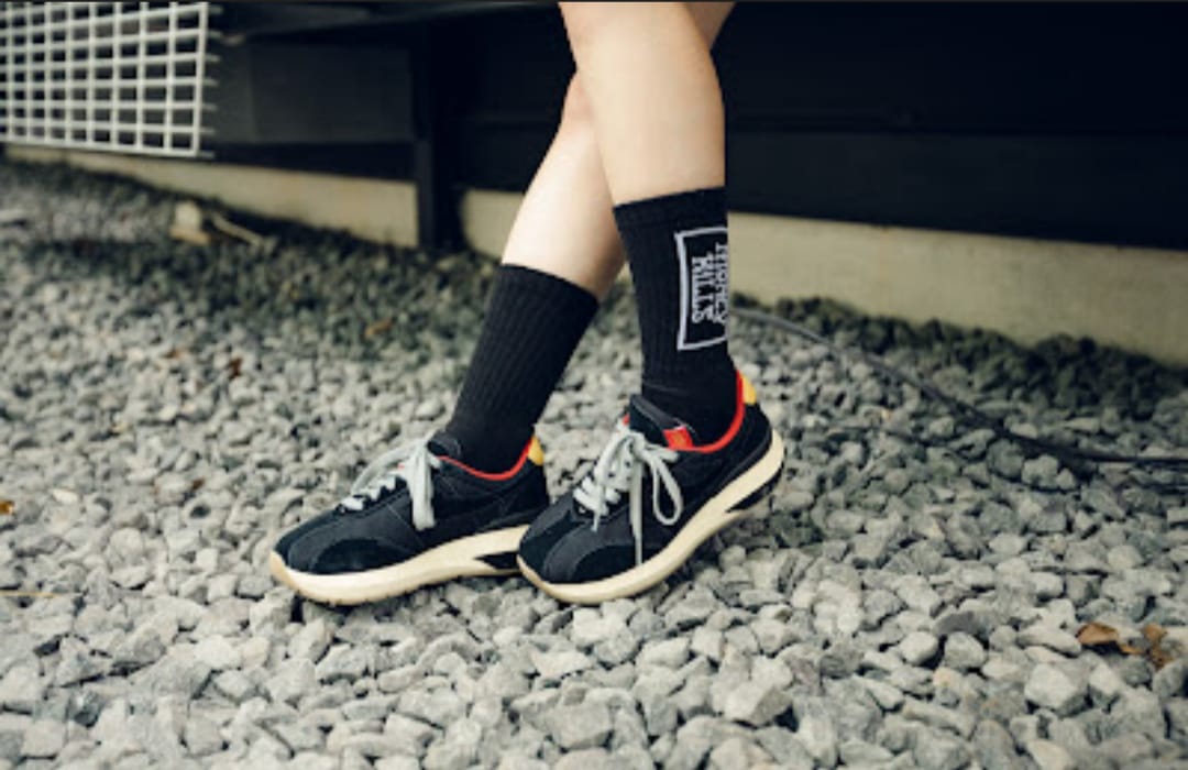 Koleksi Sneaker Compass Ini Terinspirasi Tahun Kelinci 2023 – Wanita ...