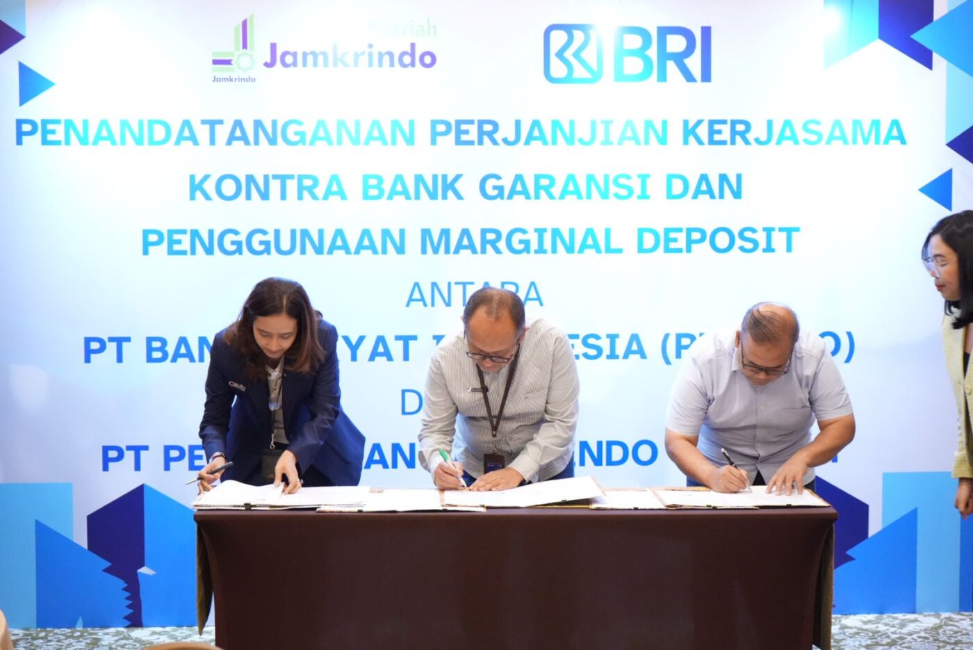 BRI Dan PT JamSyar Tanda Tangani PKS Kontra Bank Garansi dan Penggunaan Marginal Deposit ...